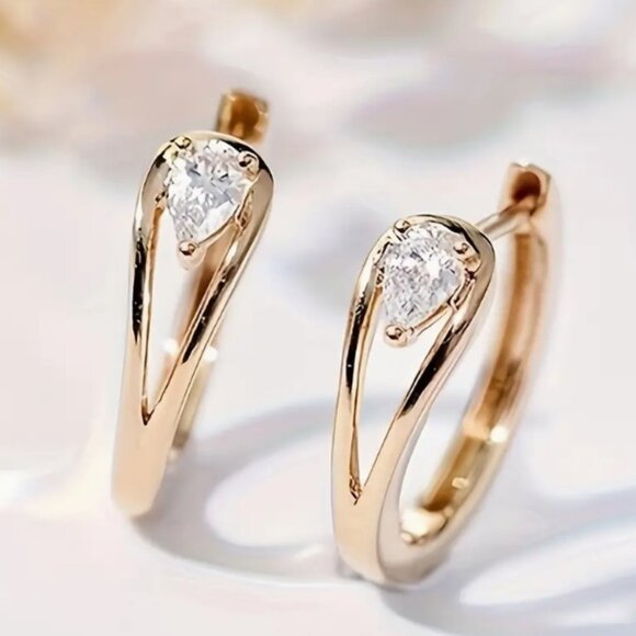 Jewelry | Nwt Elegant 18k Gold Plated Copper Huggie Hoop Earring ...